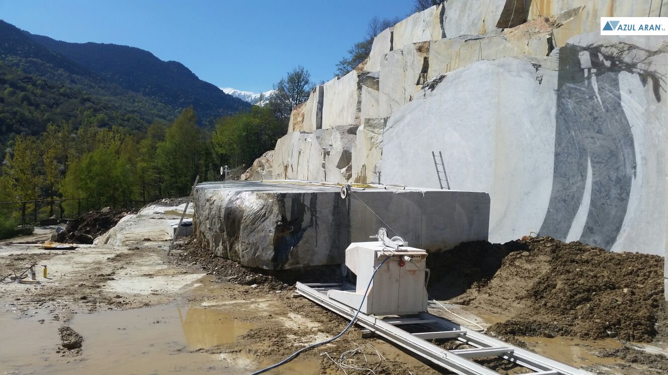 La Carriére / Azul Aran